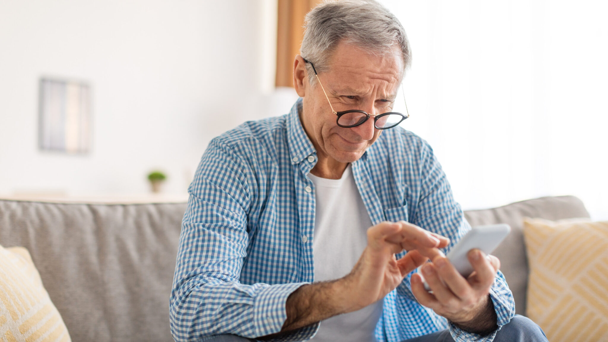 Can Parkinson’s Disease Affect Vision? Understanding Visual ...